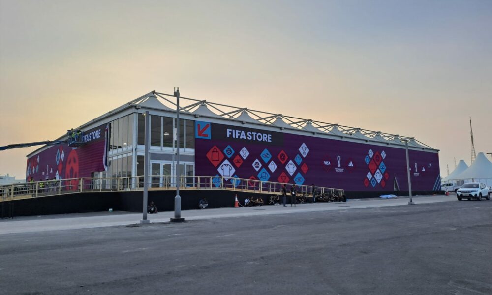 കുപ്പായങ്ങളുടെ മഴവില്ല് ഒരുങ്ങുന്നു – Chandrika Daily